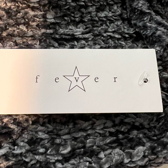 Fever | Sweaters | Fever Brand Black And Gray Long Sleeve Sweater Knit ...